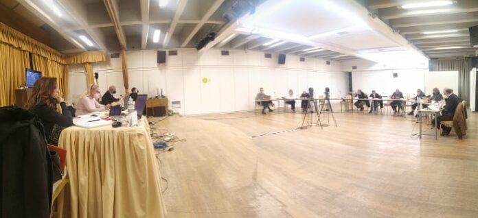 “ΕΚΤΑΚΤΗ” ΣΥΝΕΔΡΙΑΣΗ ΤΟΥ ΔΗΜΟΤΙΚΟΥ ΣΥΜΒΟΥΛΙΟΥ ΚΗΦΙΣΙΑΣ (14/7 ...